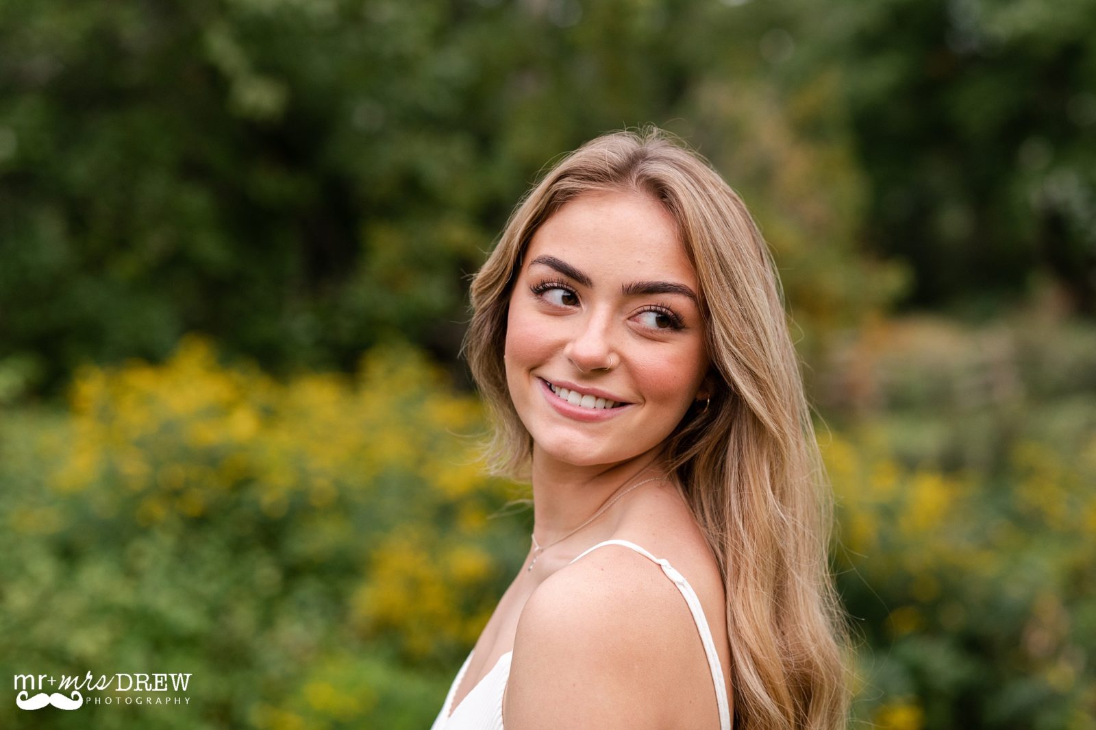 When to book your senior photos? Blog | Mr & Mrs Drew Photography