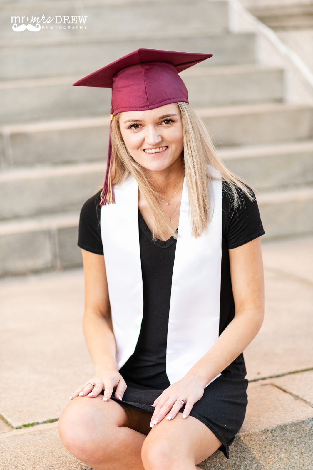 Graduation Mini Sessions! Blog | Mr & Mrs Drew Photography