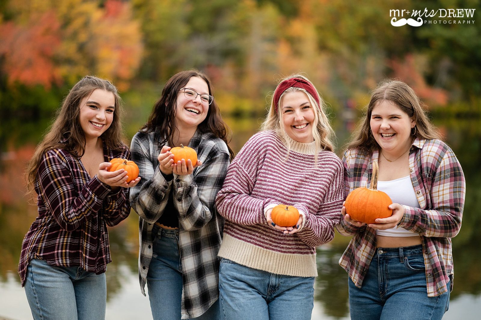 Fall Senior Photos in Chelmsford, MA Blog | Mr & Mrs Drew Photography